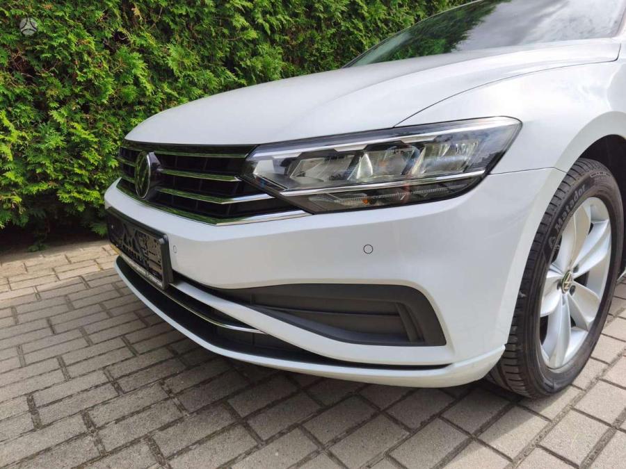 Balts Volkswagen Passat 2022 Viļņa, ar dzinēja tilpumu 1.50 L un nobraukumu 89 tūkst. km par 19239 €, foto 3 vietnē AUTOMOTO.COM.LV