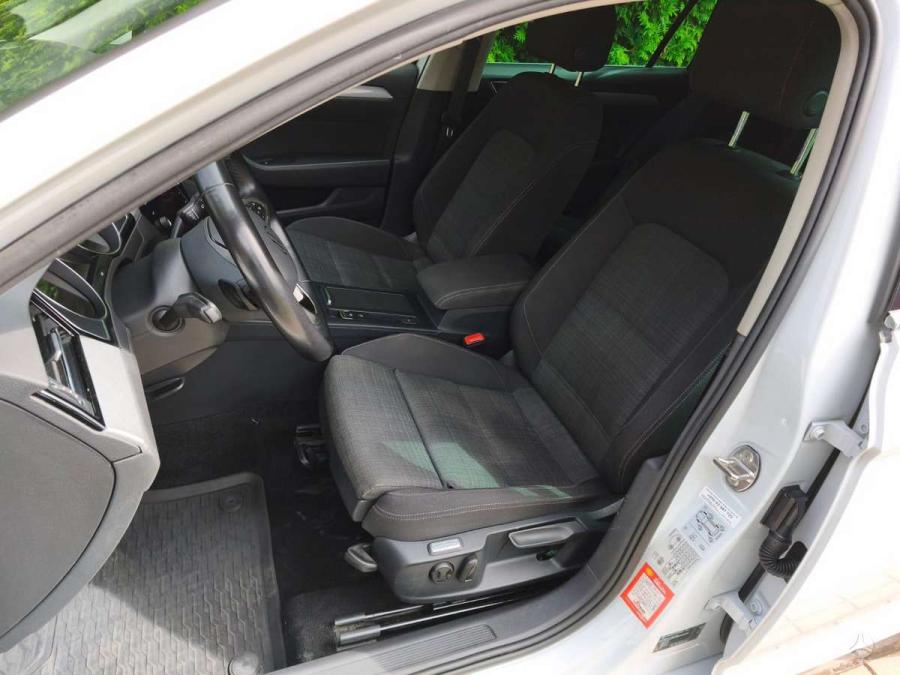 Balts Volkswagen Passat 2022 Viļņa, ar dzinēja tilpumu 1.50 L un nobraukumu 89 tūkst. km par 19239 €, foto 13 vietnē AUTOMOTO.COM.LV