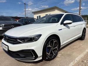 Balts Volkswagen Passat 2022 Viļņa, ar dzinēja tilpumu 1.40 L un nobraukumu 154 tūkst. km par 16900 €, foto  vietnē AUTOMOTO.COM.LV