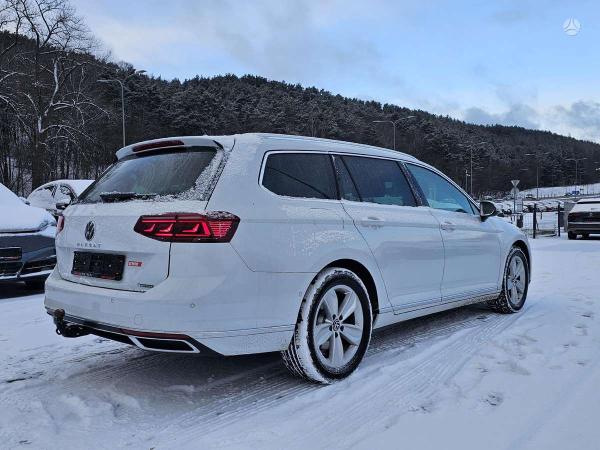 Balts Volkswagen Passat 2023 Viļņa, ar dzinēja tilpumu 1.97 L un nobraukumu 209 tūkst. km par 19000 €, foto 5 vietnē AUTOMOTO.COM.LV