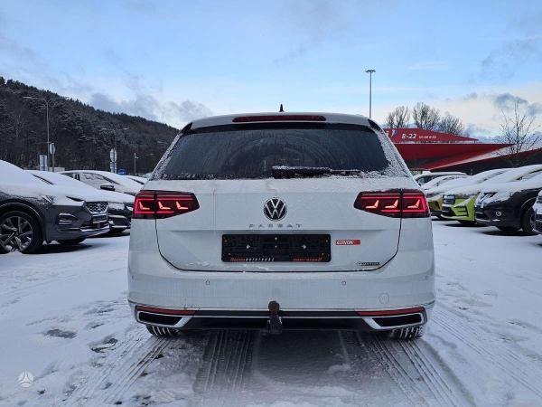 Balts Volkswagen Passat 2023 Viļņa, ar dzinēja tilpumu 1.97 L un nobraukumu 209 tūkst. km par 19000 €, foto 6 vietnē AUTOMOTO.COM.LV