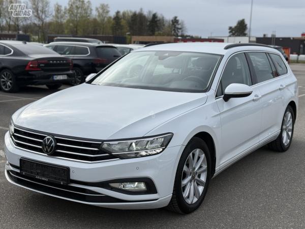 Balts Volkswagen Passat 2023 Viļņa, ar dzinēja tilpumu 2.00 L un nobraukumu 219 tūkst. km par 14999 €, foto 1 vietnē AUTOMOTO.COM.LV