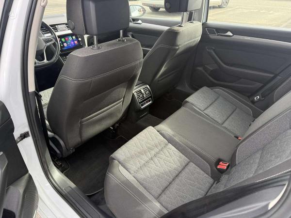 Balts Volkswagen Passat 2023 Viļņa, ar dzinēja tilpumu 1.97 L un nobraukumu 219 tūkst. km par 14999 €, foto 9 vietnē AUTOMOTO.COM.LV