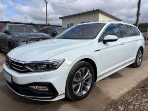 White Volkswagen Passat 2023 in Vilnius, with an engine capacity of 1.97 L and mileage of 200 thousand km for 17700 €, photo  on AUTOMOTO.COM.LV