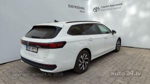 White Volkswagen Passat 2024 in Tallinn, with an engine capacity of 1.50 L and mileage of 39 thousand km for 27900 €, photo 3 on AUTOMOTO.COM.LV