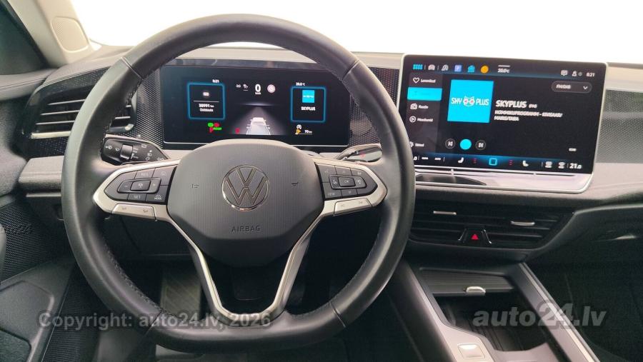 White Volkswagen Passat 2024 in Tallinn, with an engine capacity of 1.50 L and mileage of 39 thousand km for 27900 €, photo 10 on AUTOMOTO.COM.LV