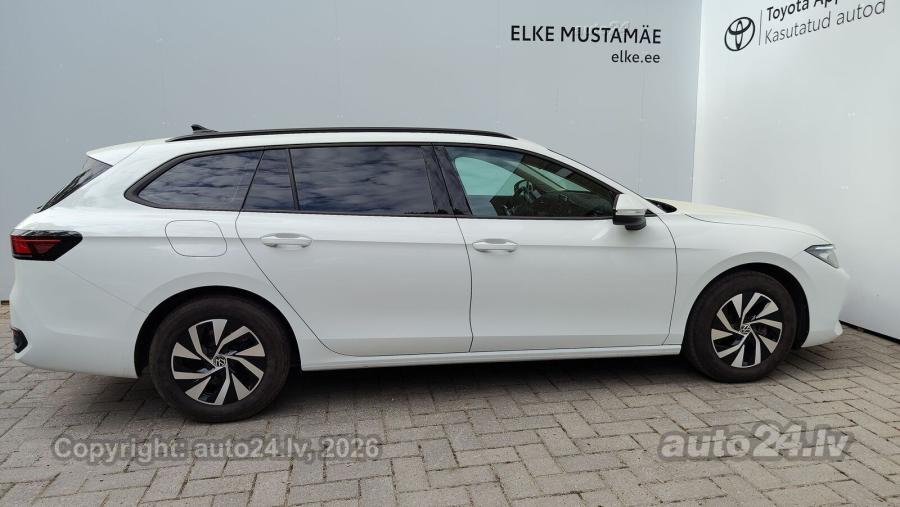 White Volkswagen Passat 2024 in Tallinn, with an engine capacity of 1.50 L and mileage of 39 thousand km for 27900 €, photo 18 on AUTOMOTO.COM.LV