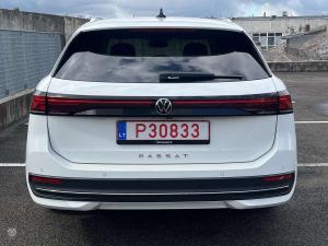 White Volkswagen Passat 2024 in Vilnius, with an engine capacity of 1.97 L and mileage of 172 thousand km for 23900 €, photo 6 on AUTOMOTO.COM.LV
