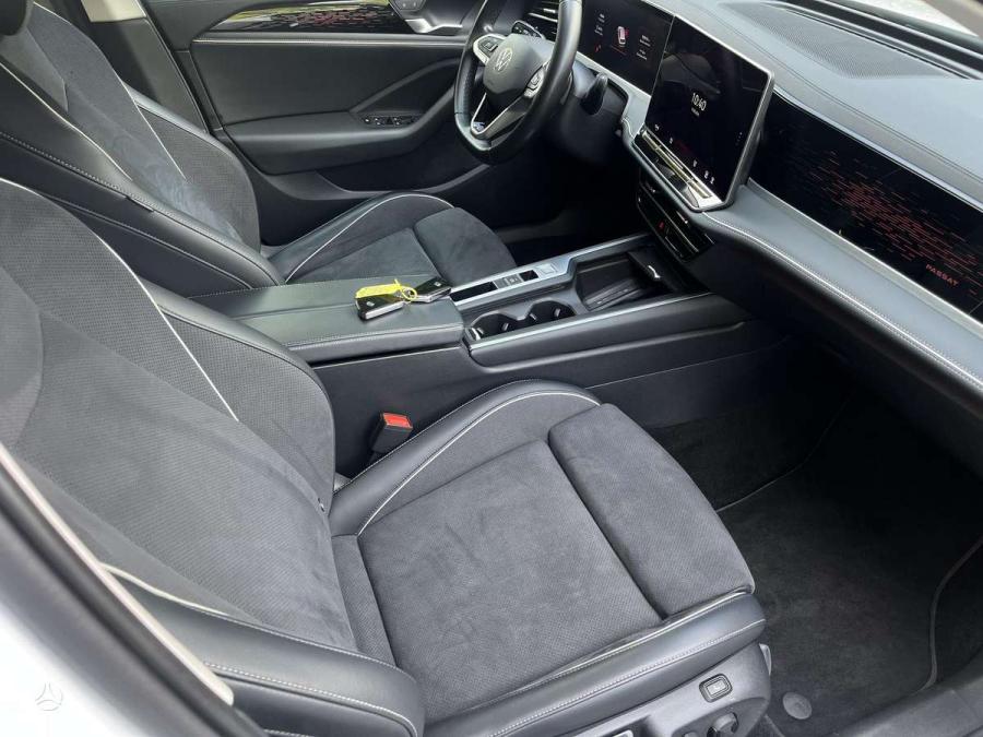White Volkswagen Passat 2024 in Vilnius, with an engine capacity of 1.97 L and mileage of 172 thousand km for 23900 €, photo 15 on AUTOMOTO.COM.LV