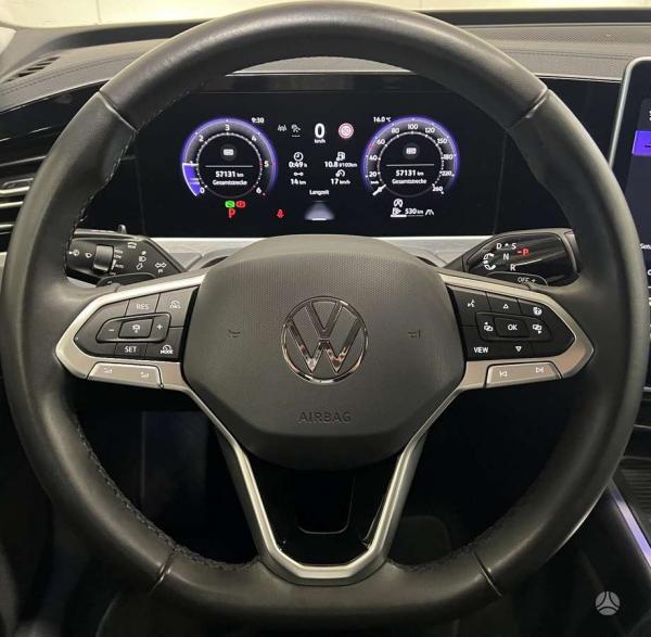 Balts Volkswagen Passat 2024 Kauņa, ar dzinēja tilpumu 1.97 L un nobraukumu 57 tūkst. km par 29900 €, foto 9 vietnē AUTOMOTO.COM.LV