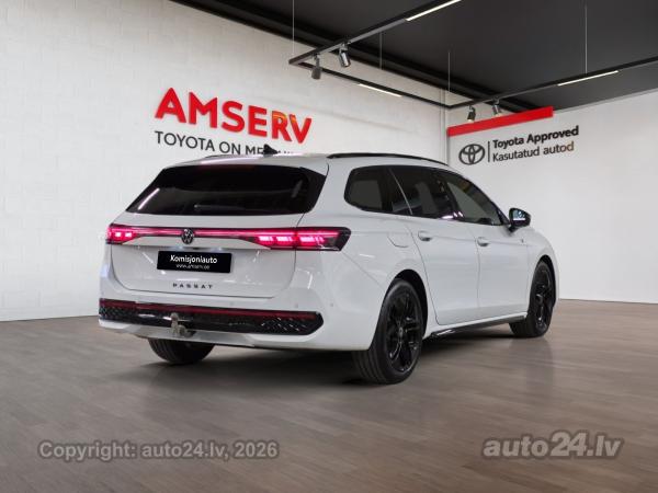 Balts Volkswagen Passat 2024 Tallina, ar dzinēja tilpumu 2.00 L un nobraukumu 53 tūkst. km par 41990 €, foto 3 vietnē AUTOMOTO.COM.LV
