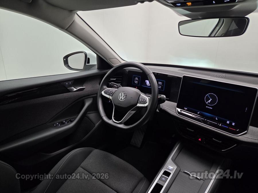 Balts Volkswagen Passat 2024 Tallina, ar dzinēja tilpumu 1.50 L un nobraukumu 29 tūkst. km par 27900 €, foto 13 vietnē AUTOMOTO.COM.LV