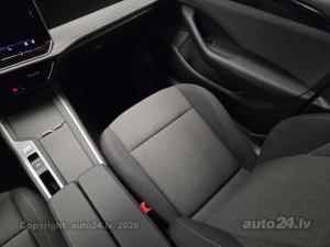 Balts Volkswagen Passat 2024 Tallina, ar dzinēja tilpumu 1.50 L un nobraukumu 29 tūkst. km par 27900 €, foto 15 vietnē AUTOMOTO.COM.LV