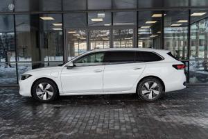 Balts Volkswagen Passat 2025 Viļņa, ar dzinēja tilpumu 1.50 L un nobraukumu 18 tūkst. km par 34990 €, foto 4 vietnē AUTOMOTO.COM.LV