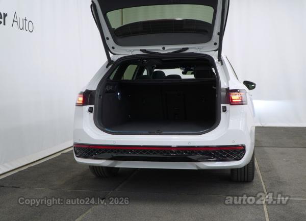 White Volkswagen Passat 2025 in Tallinn, with an engine capacity of 1.50 L and mileage of 6 thousand km for 45500 €, photo 7 on AUTOMOTO.COM.LV