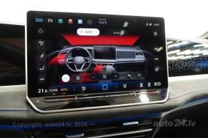 Balts Volkswagen Passat 2025 Tallina, ar dzinēja tilpumu 1.50 L un nobraukumu 6 tūkst. km par 45500 €, foto 15 vietnē AUTOMOTO.COM.LV