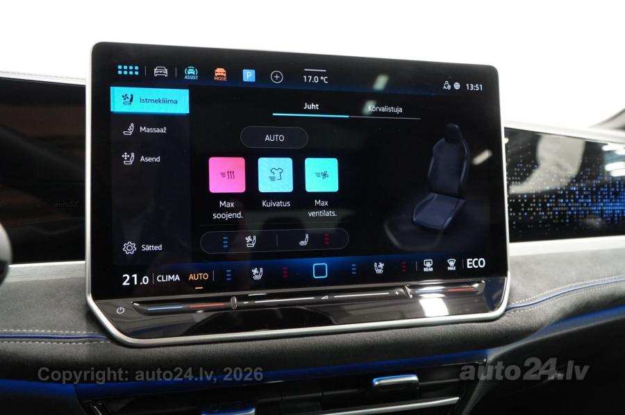 Balts Volkswagen Passat 2025 Tallina, ar dzinēja tilpumu 1.50 L un nobraukumu 6 tūkst. km par 45500 €, foto 16 vietnē AUTOMOTO.COM.LV