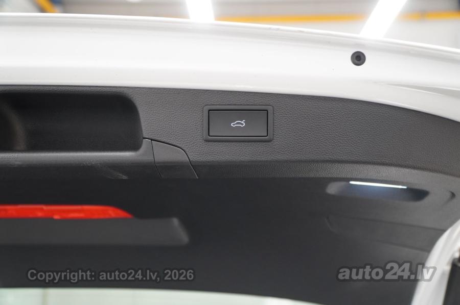 Balts Volkswagen Passat 2025 Tallina, ar dzinēja tilpumu 1.50 L un nobraukumu 6 tūkst. km par 45500 €, foto 26 vietnē AUTOMOTO.COM.LV