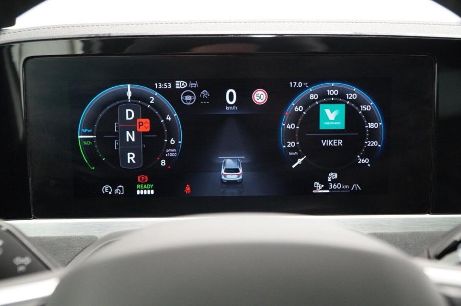 Balts Volkswagen Passat 2025 Tallina, ar dzinēja tilpumu 1.50 L un nobraukumu 6 tūkst. km par 45500 €, foto 22 vietnē AUTOMOTO.COM.LV