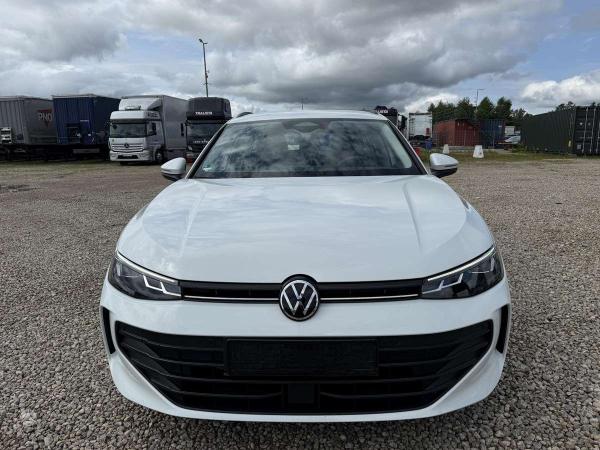 White Volkswagen Passat 2025 in Vilnius, with an engine capacity of 1.50 L and mileage of 27 thousand km for 27500 €, photo 3 on AUTOMOTO.COM.LV