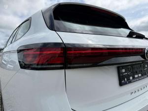 White Volkswagen Passat 2025 in Vilnius, with an engine capacity of 1.50 L and mileage of 27 thousand km for 27500 €, photo 16 on AUTOMOTO.COM.LV