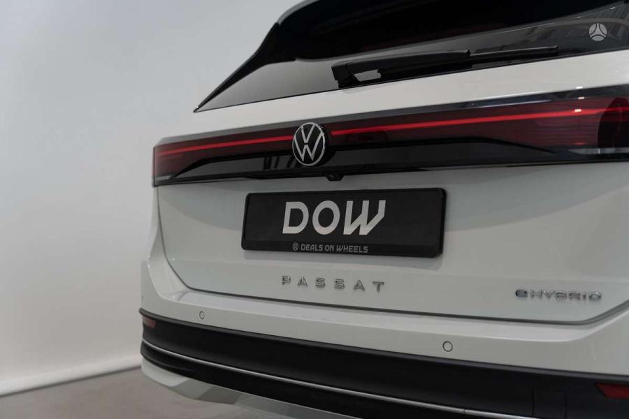 Balts Volkswagen Passat 2025 Viļņa, ar dzinēja tilpumu 1.50 L un nobraukumu 18 tūkst. km par 33990 €, foto 15 vietnē AUTOMOTO.COM.LV