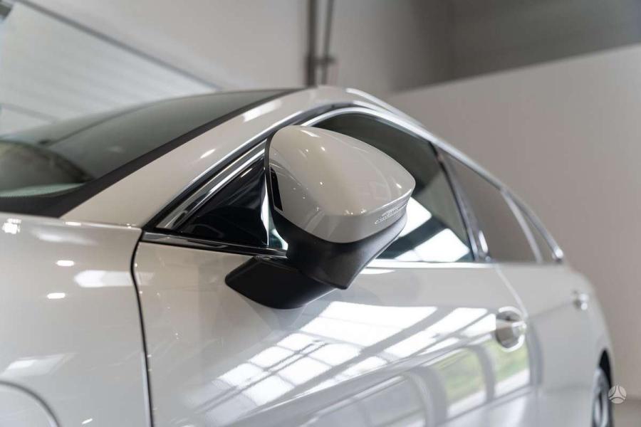 Balts Volkswagen Passat 2025 Viļņa, ar dzinēja tilpumu 1.50 L un nobraukumu 18 tūkst. km par 33990 €, foto 18 vietnē AUTOMOTO.COM.LV