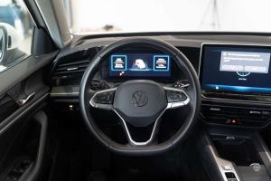 Balts Volkswagen Passat 2025 Viļņa, ar dzinēja tilpumu 1.50 L un nobraukumu 18 tūkst. km par 33990 €, foto 34 vietnē AUTOMOTO.COM.LV