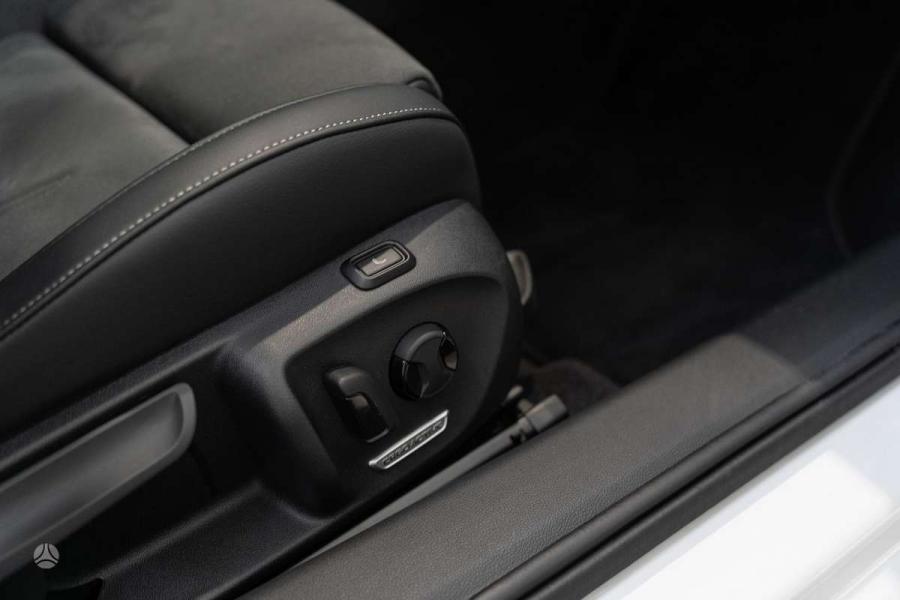 Balts Volkswagen Passat 2025 Viļņa, ar dzinēja tilpumu 1.50 L un nobraukumu 18 tūkst. km par 33990 €, foto 38 vietnē AUTOMOTO.COM.LV
