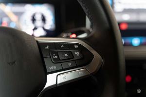 Balts Volkswagen Passat 2025 Viļņa, ar dzinēja tilpumu 1.50 L un nobraukumu 18 tūkst. km par 33990 €, foto 43 vietnē AUTOMOTO.COM.LV