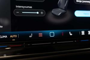 Balts Volkswagen Passat 2025 Viļņa, ar dzinēja tilpumu 1.50 L un nobraukumu 18 tūkst. km par 33990 €, foto 49 vietnē AUTOMOTO.COM.LV