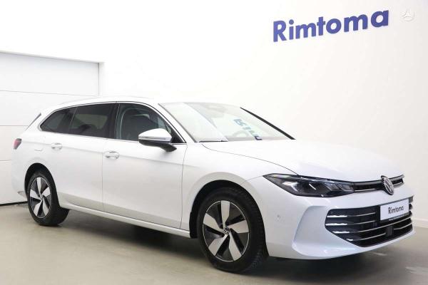 White Volkswagen Passat 2025 in Vilnius, with an engine capacity of 1.50 L and mileage of 21 thousand km for 28490 €, photo 1 on AUTOMOTO.COM.LV