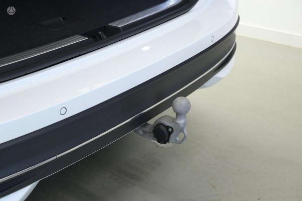White Volkswagen Passat 2025 in Vilnius, with an engine capacity of 1.50 L and mileage of 21 thousand km for 28490 €, photo 10 on AUTOMOTO.COM.LV