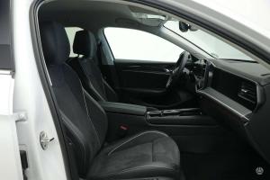 Balts Volkswagen Passat 2025 Viļņa, ar dzinēja tilpumu 1.50 L un nobraukumu 21 tūkst. km par 28490 €, foto 12 vietnē AUTOMOTO.COM.LV