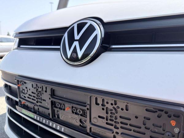 Volkswagen Passat 2025 in Vilnius on AUTOMOTO.COM.LV White Volkswagen Passat 2025 in Vilnius, with an engine capacity of 1.97 L and mileage of 26 thousand km for 29000 €, photo 9 on AUTOMOTO.COM.LV