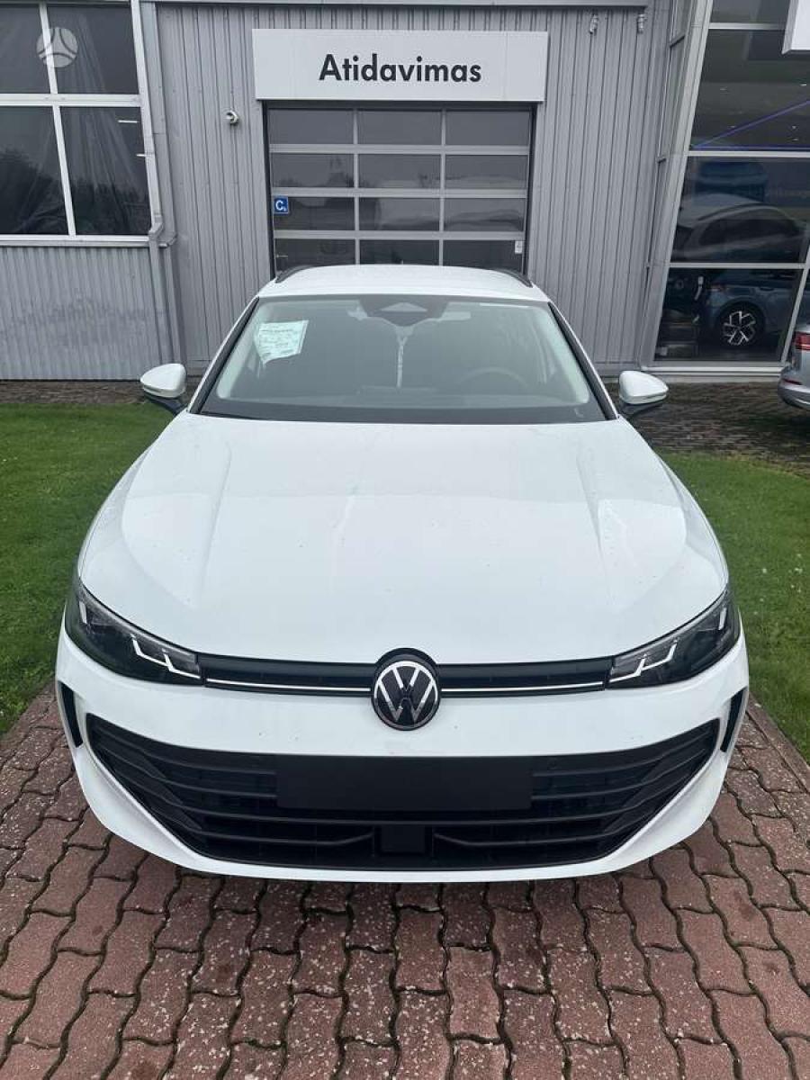 Balts Volkswagen Passat 2026 Panevēža, ar dzinēja tilpumu 1.50 L un nobraukumu 0 tūkst. km par 28990 €, foto 3 vietnē AUTOMOTO.COM.LV