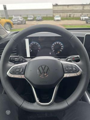 Balts Volkswagen Passat 2026 Panevēža, ar dzinēja tilpumu 1.50 L un nobraukumu 0 tūkst. km par 28990 €, foto 15 vietnē AUTOMOTO.COM.LV