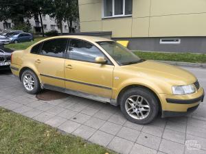 Желтый Фольксваген Пассат 1998 в Клайпеда, объемом двигателя 1.90 л и пробегом 272 тыс. км за 1000 €, фото 3 на AUTOMOTO.COM.LV