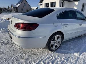 Yellow Volkswagen Passat 2013 in Pasvalys, with an engine capacity of 1.97 L and mileage of 390 thousand km for 4999 €, photo 4 on AUTOMOTO.COM.LV