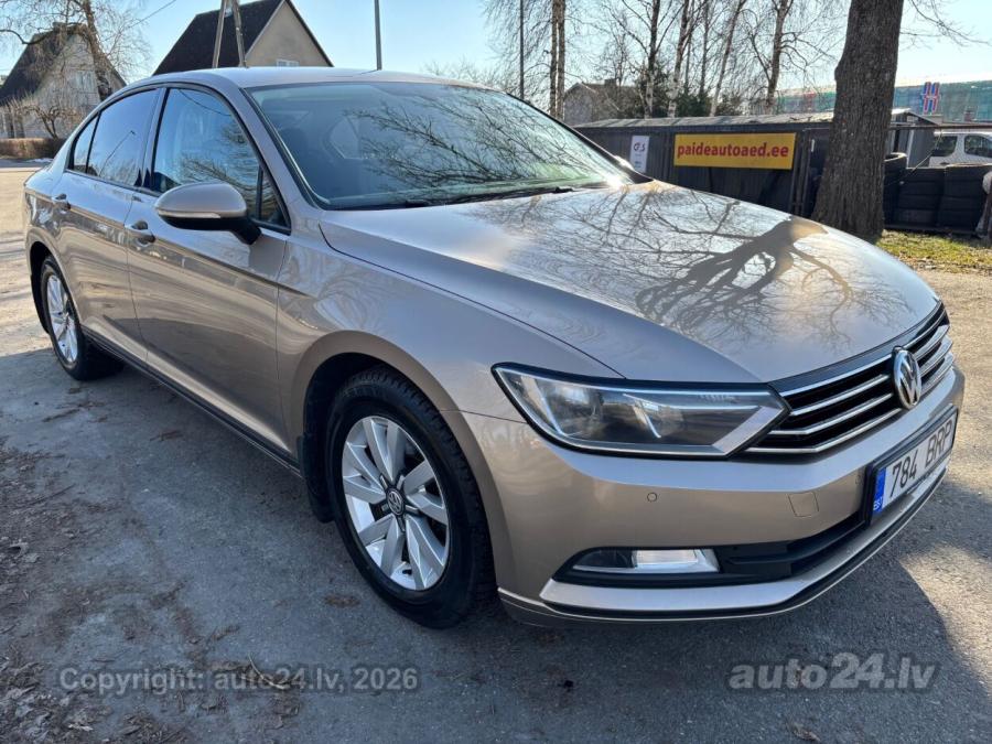 Yellow Volkswagen Passat 2016 in Paide, with an engine capacity of 1.40 L and mileage of 222 thousand km for 8690 €, photo 6 on AUTOMOTO.COM.LV