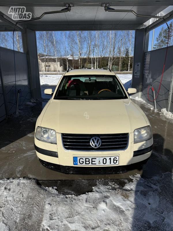 Dzeltens Volkswagen Passat 2002 Viļņa, ar dzinēja tilpumu 1.90 L un nobraukumu 385 tūkst. km par 1600 €, foto 5 vietnē AUTOMOTO.COM.LV