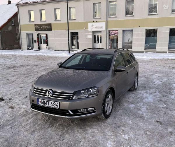 Dzeltens Volkswagen Passat 2012 Klaipėda, ar dzinēja tilpumu 1.39 L un nobraukumu 268 tūkst. km par 3800 €, foto 1 vietnē AUTOMOTO.COM.LV