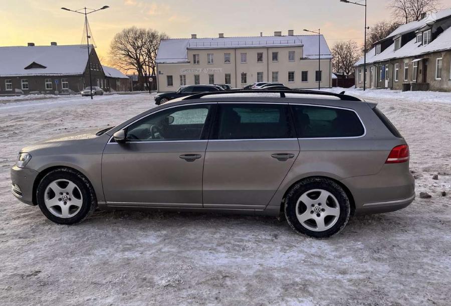 Dzeltens Volkswagen Passat 2012 Klaipėda, ar dzinēja tilpumu 1.39 L un nobraukumu 268 tūkst. km par 3800 €, foto 4 vietnē AUTOMOTO.COM.LV