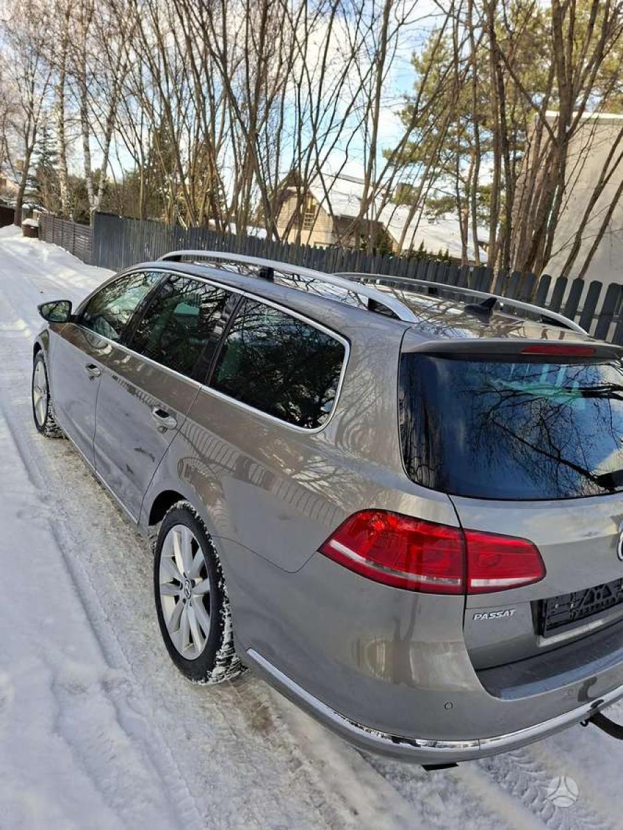 Dzeltens Volkswagen Passat 2012 Kauņa, ar dzinēja tilpumu 1.60 L un nobraukumu 229 tūkst. km par 6250 €, foto 4 vietnē AUTOMOTO.COM.LV