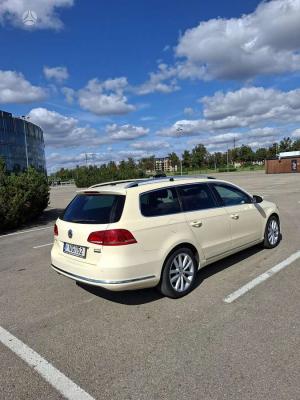 Dzeltens Volkswagen Passat 2013 Šauļi, ar dzinēja tilpumu 1.97 L un nobraukumu 471 tūkst. km par 4500 €, foto 3 vietnē AUTOMOTO.COM.LV