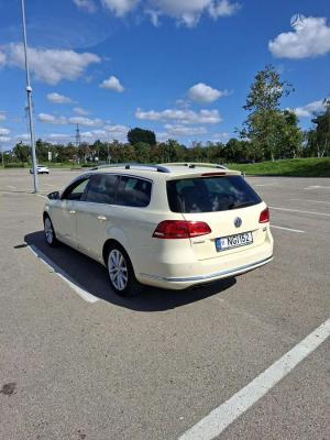 Dzeltens Volkswagen Passat 2013 Šauļi, ar dzinēja tilpumu 1.97 L un nobraukumu 471 tūkst. km par 4500 €, foto 4 vietnē AUTOMOTO.COM.LV