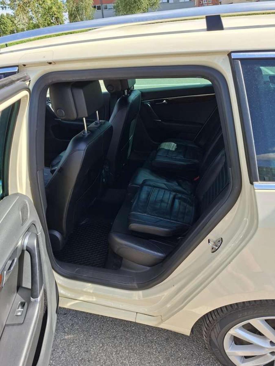 Dzeltens Volkswagen Passat 2013 Šauļi, ar dzinēja tilpumu 1.97 L un nobraukumu 471 tūkst. km par 4500 €, foto 5 vietnē AUTOMOTO.COM.LV