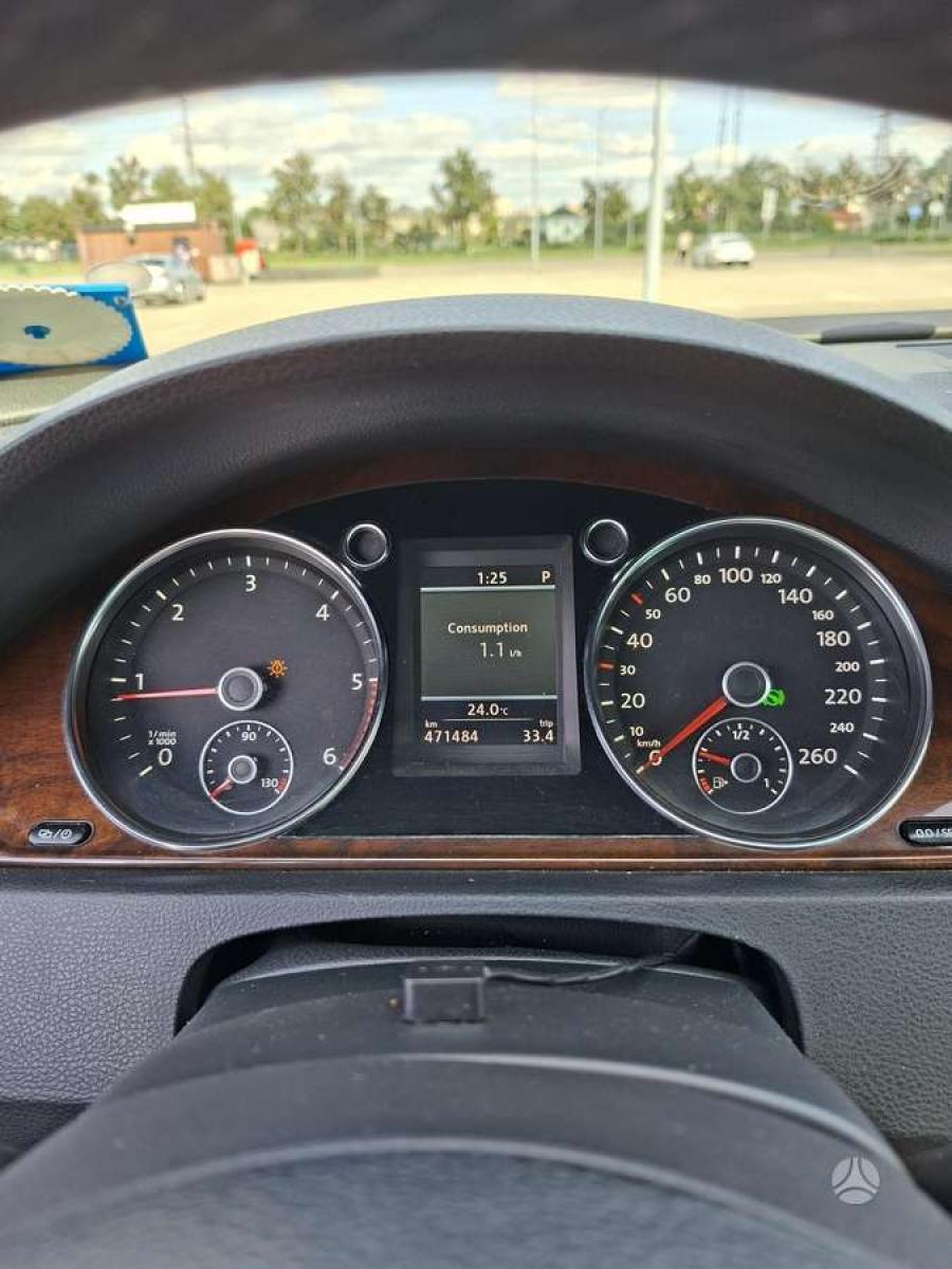 Dzeltens Volkswagen Passat 2013 Šauļi, ar dzinēja tilpumu 1.97 L un nobraukumu 471 tūkst. km par 4500 €, foto 12 vietnē AUTOMOTO.COM.LV