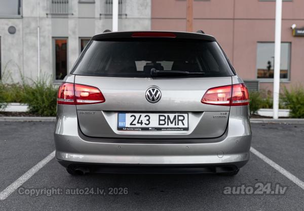 Yellow Volkswagen Passat 2014 in Tallinn, with an engine capacity of 1.40 L and mileage of 295 thousand km for 3999 €, photo 6 on AUTOMOTO.COM.LV