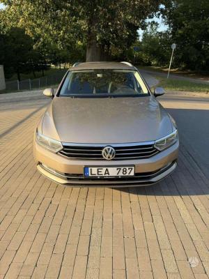 Dzeltens Volkswagen Passat 2015 Kauņa, ar dzinēja tilpumu 1.80 L un nobraukumu 260 tūkst. km par 8200 €, foto  vietnē AUTOMOTO.COM.LV